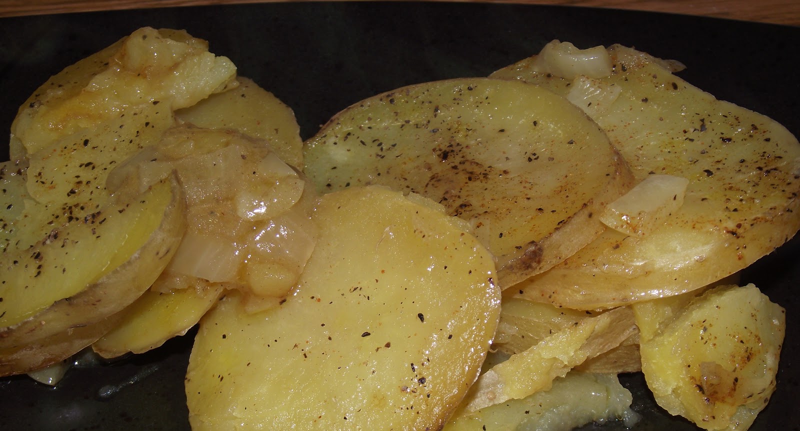 The Unabashed Kitchen Wench: Potato and Onion Bake