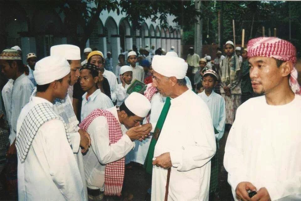 Kisah Habib Saggaf Terbang di Sekitar Ka’bah | Kajian Islami