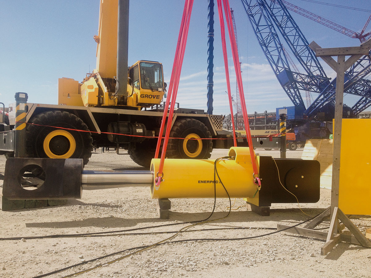 Industrial History: Three point lift of an I-74 arch segment