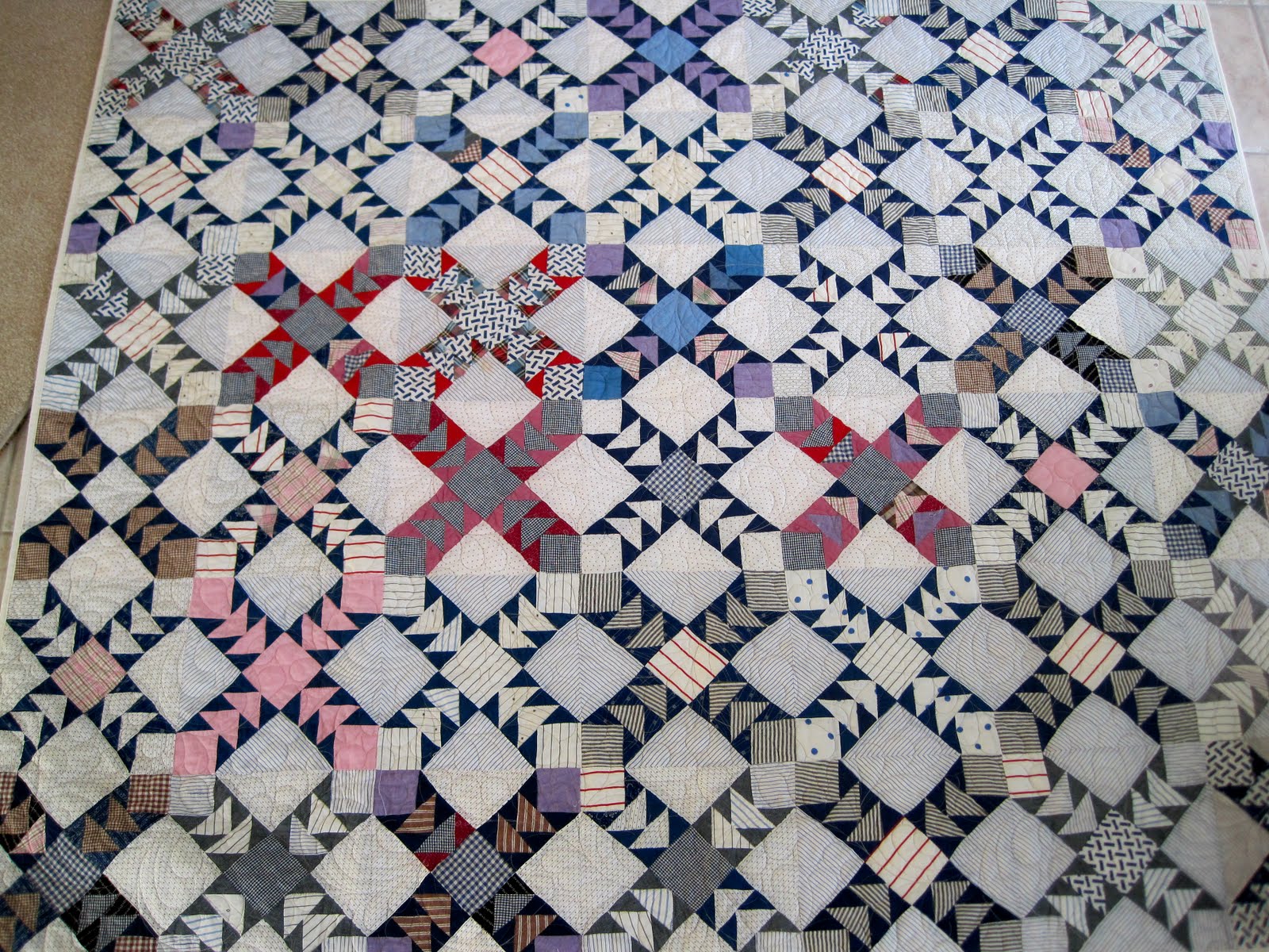 Finely Finished Quilts: August 2011