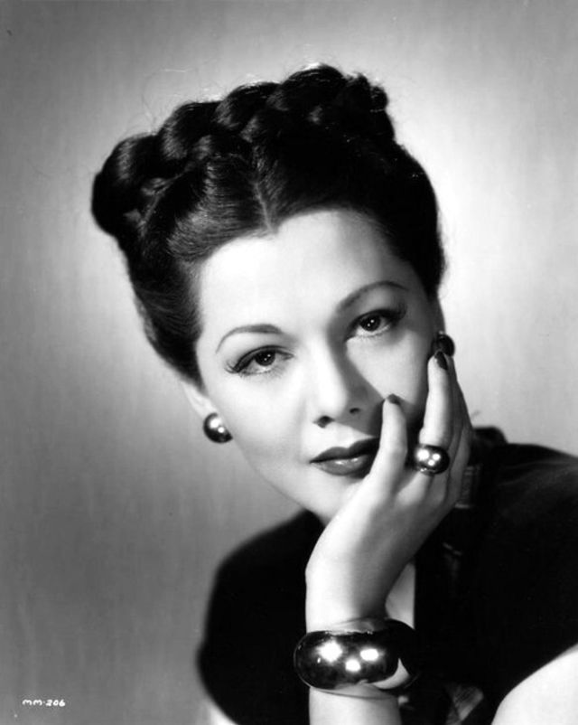 The Queen of Technicolor: 40 Fabulous Photos of Maria Montez in the ...