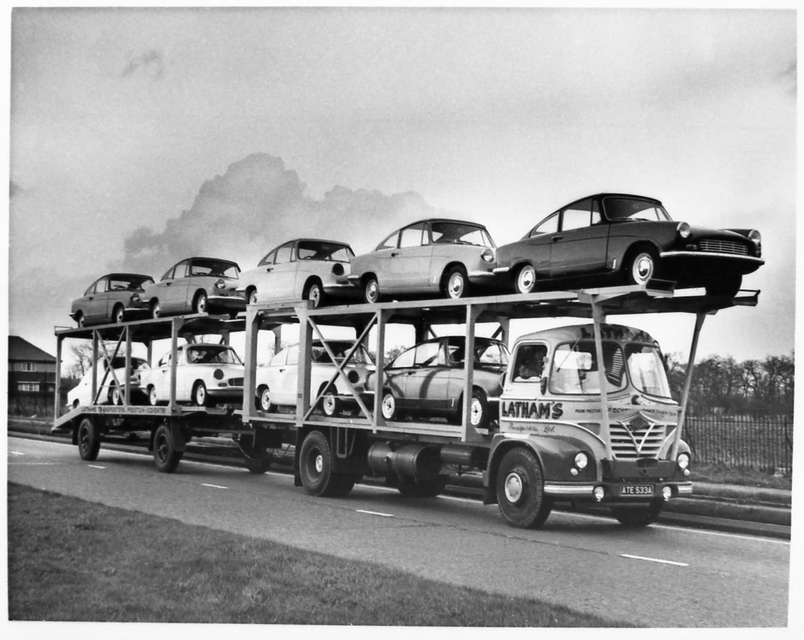 Vitessesteve - blog: Loxhams of Preston - Triumph Car Dealers 54