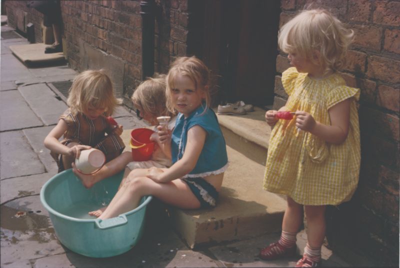 Life of the Working Class in Manchester in the 1960s and 1970s ...