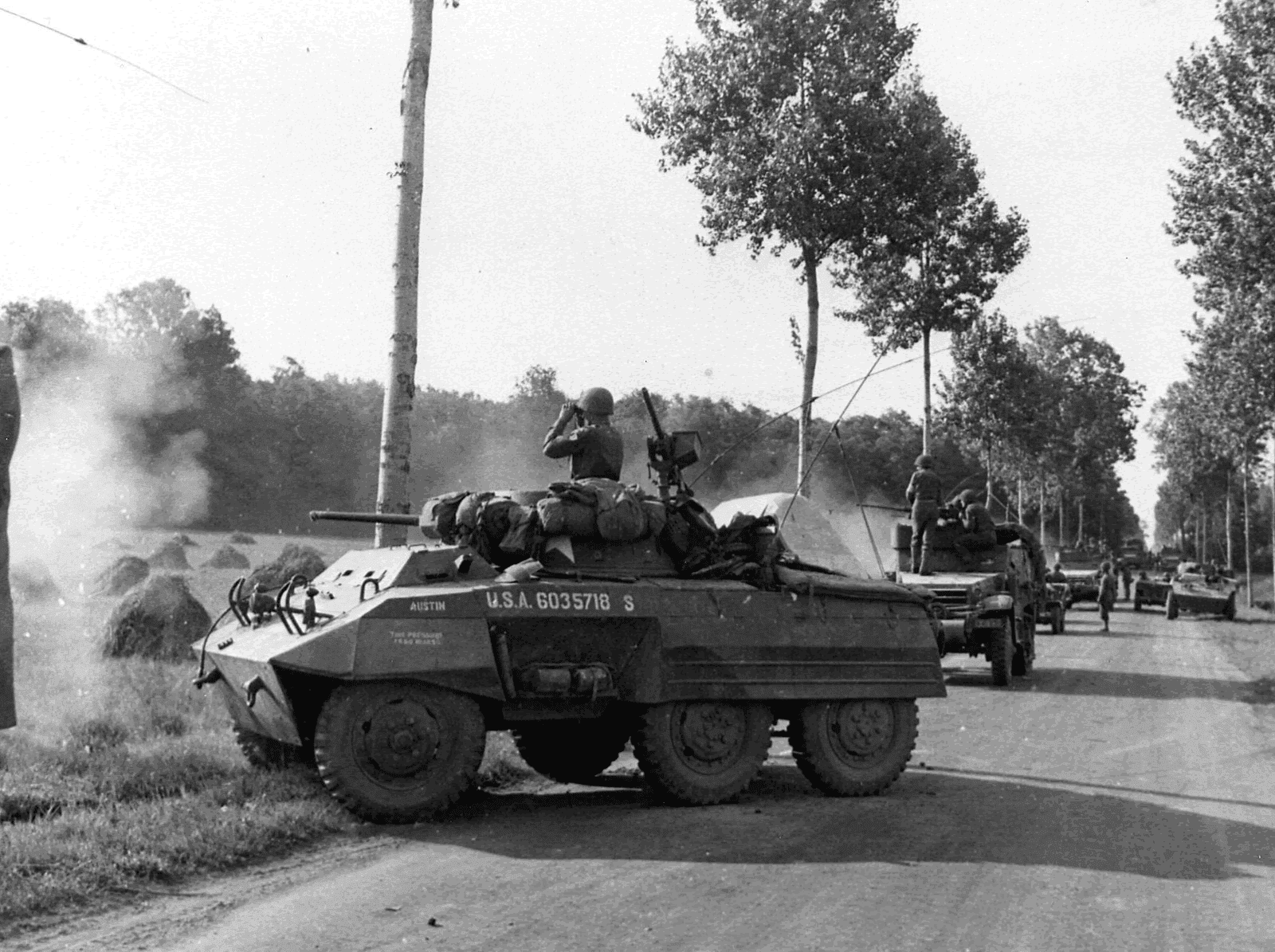 Panzermaquettes: British M8 GREYHOUND - Germany 1945 december