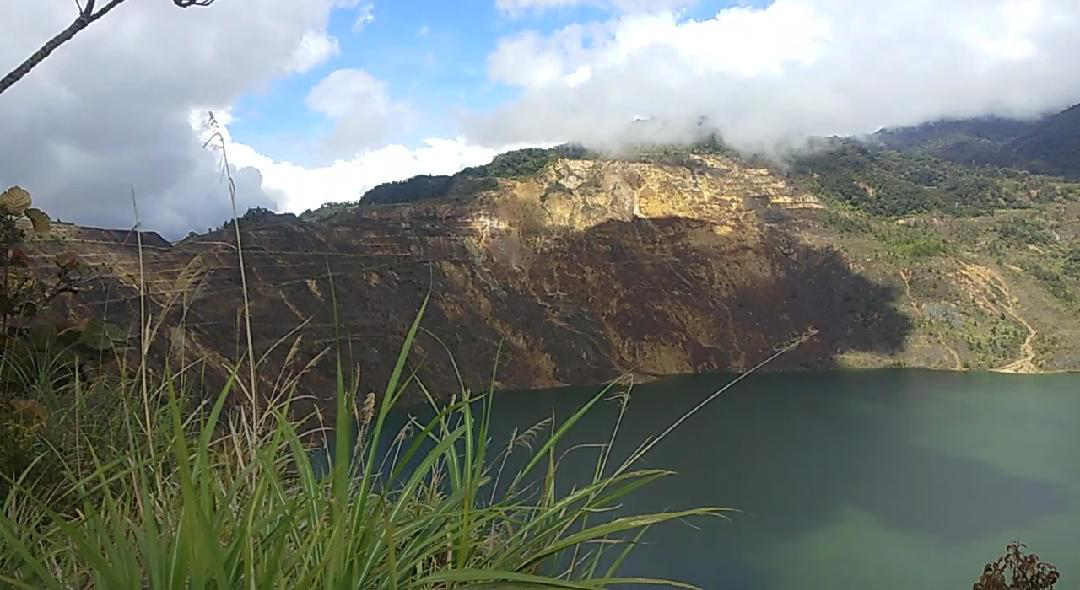 LOMBONG MAMUT: LOMBONG MAMUT