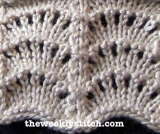 Scallop Stitch | The Weekly Stitch