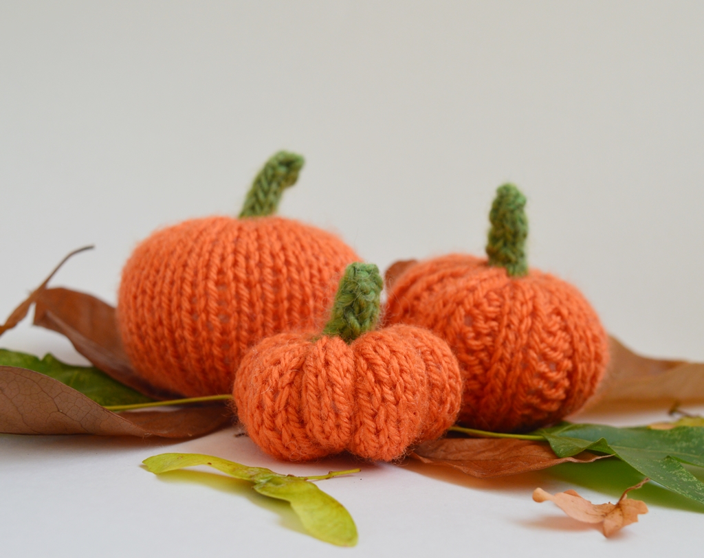 Louise Dawson Design: How To... Three Knitted Pumpkin Patterns
