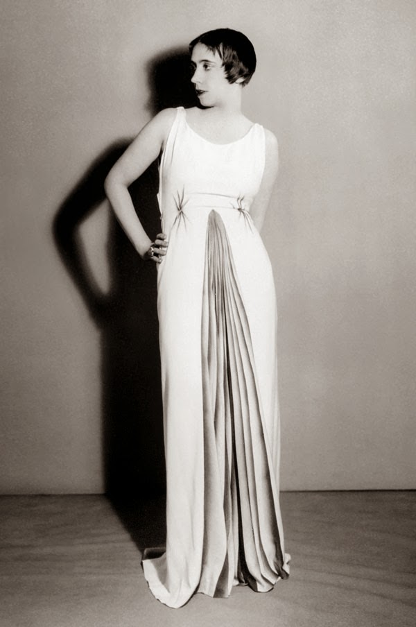 María Fente: Elsa Schiaparelli, la diseñadora surrealista.