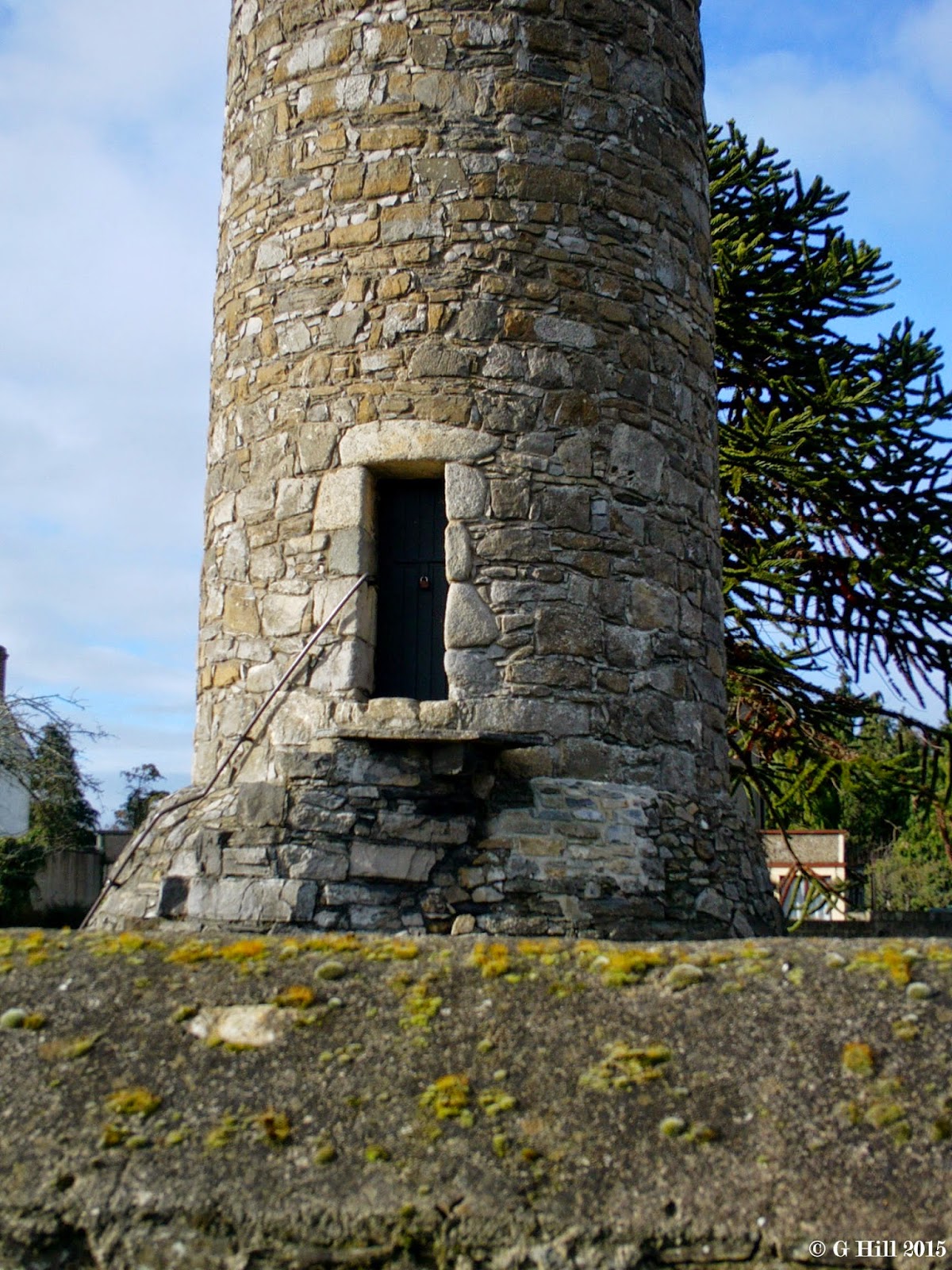 Ireland In Ruins: Clondalkin Round Tower, Church & Castle Co Dublin