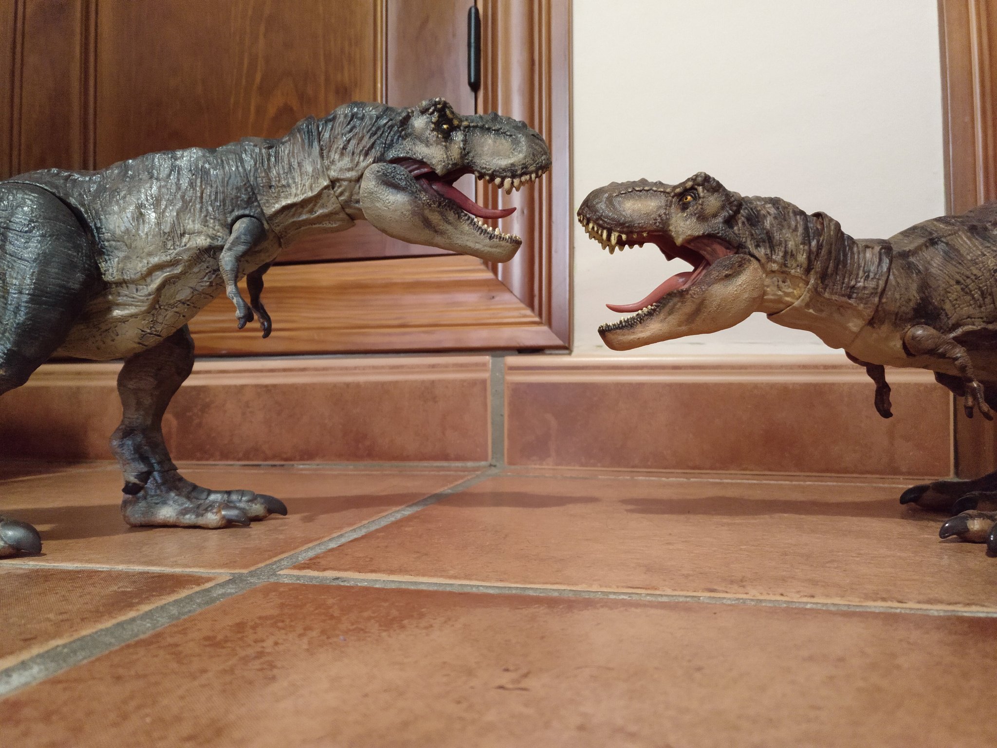Re-Sculpt: Tyrannosaurus Rex "Rexy / Roberta" Jurassic Park ("Extreme ...