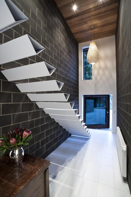 Stairs to the second floor - 55 design options in a private house - Diy ...