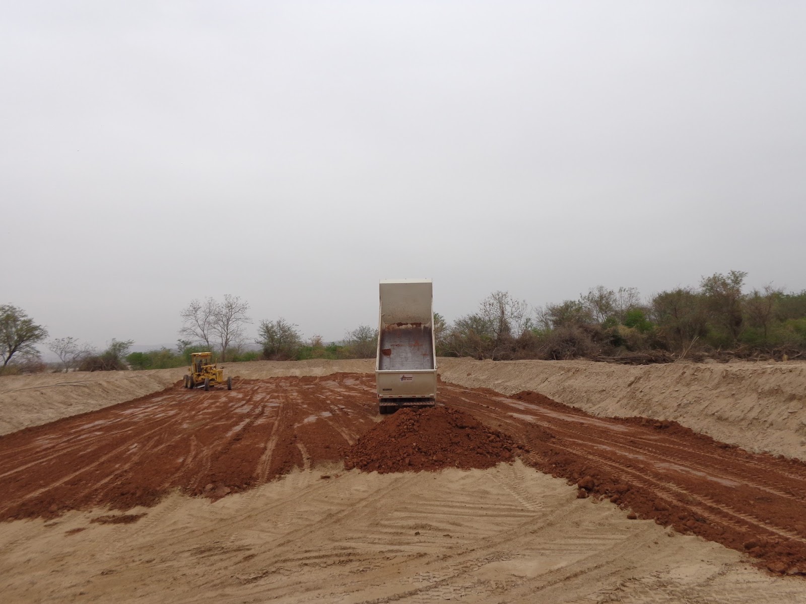 EMPRESA PISCICOLA: CHACO PEZ - VILLA MONTES, impermeabilización de ...