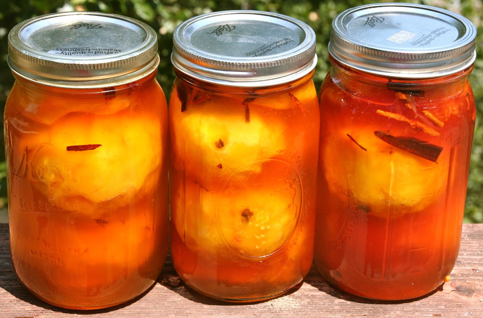 The Tipsy Baker: Pickled peaches