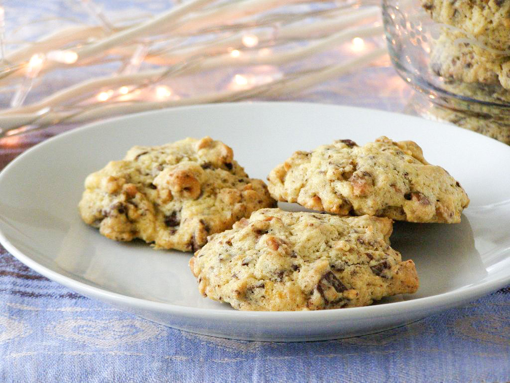 maple•spice: Dark Chocolate Orange Hazelnut Cookies