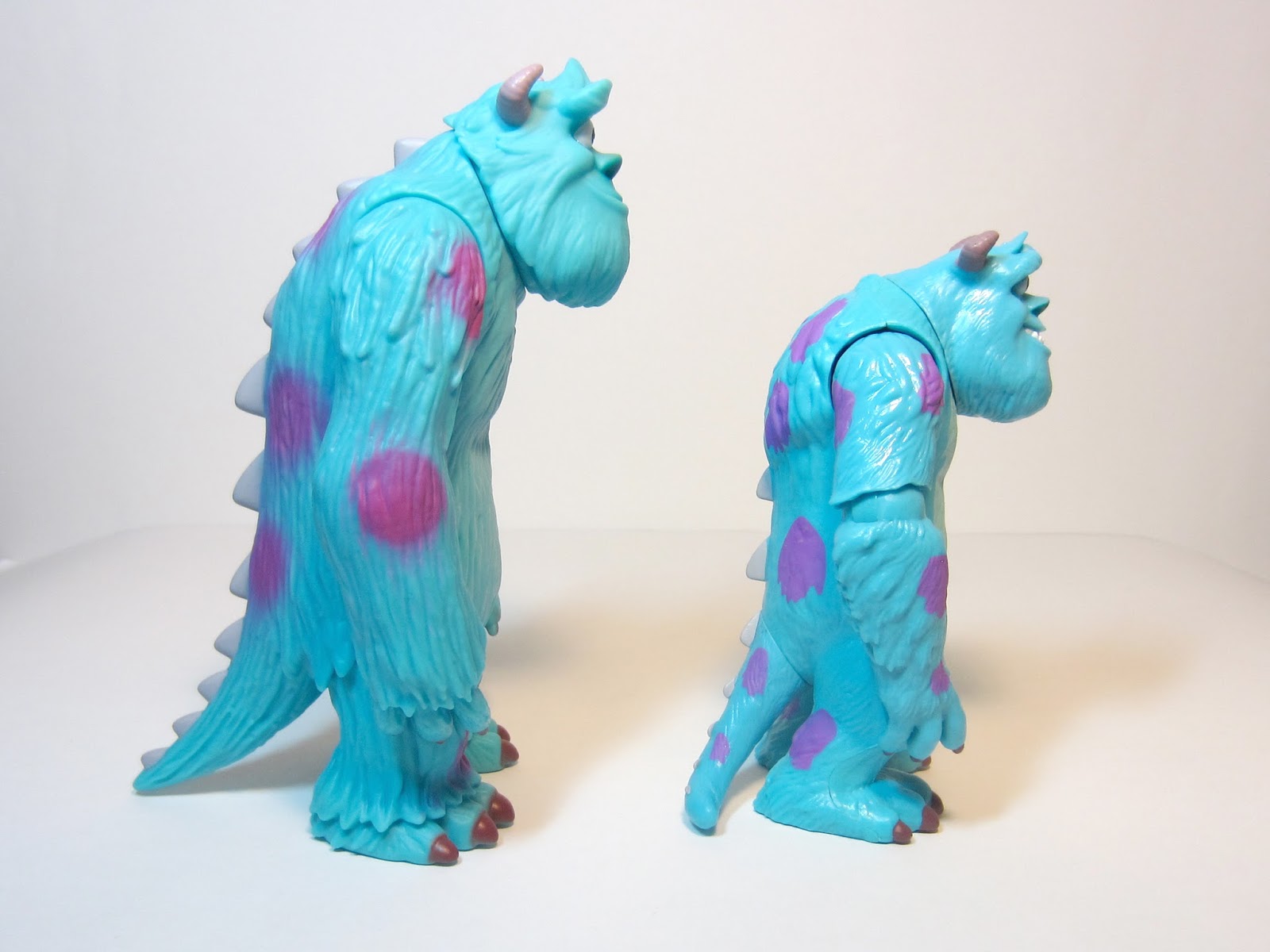 Frisch's Big Blog: Toy Review: Spin Master Sulley vs. Bandai Sulley