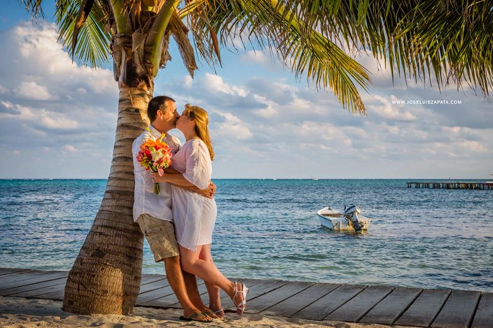 Your perfect Belize romantic honeymoon getaway