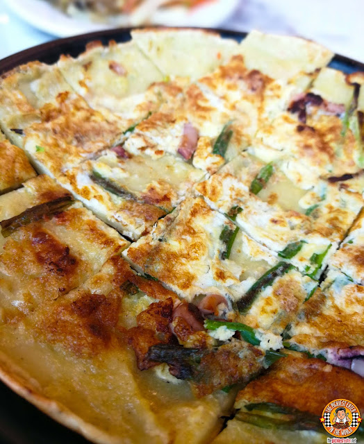 THE PICKIEST EATER IN THE WORLD: THE CORNER MARKET PODIUM: LITTLE KAYA