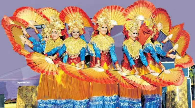 20+ Tari Tradisional Sumatera Selatan Lengkap Penjelasan + Gambar ...