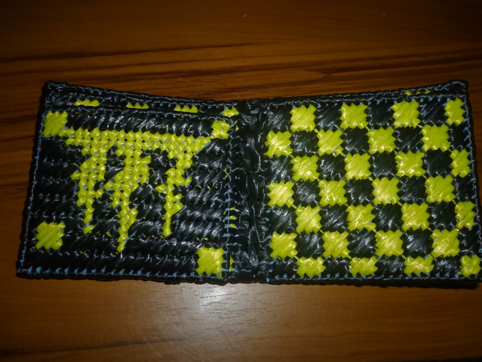 Manualidades KRL: Canva Cartera de Hombre