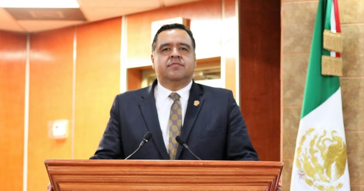 Cero Grados: Raúl Castañeda Pomposo: Propone que en la Constitución ...