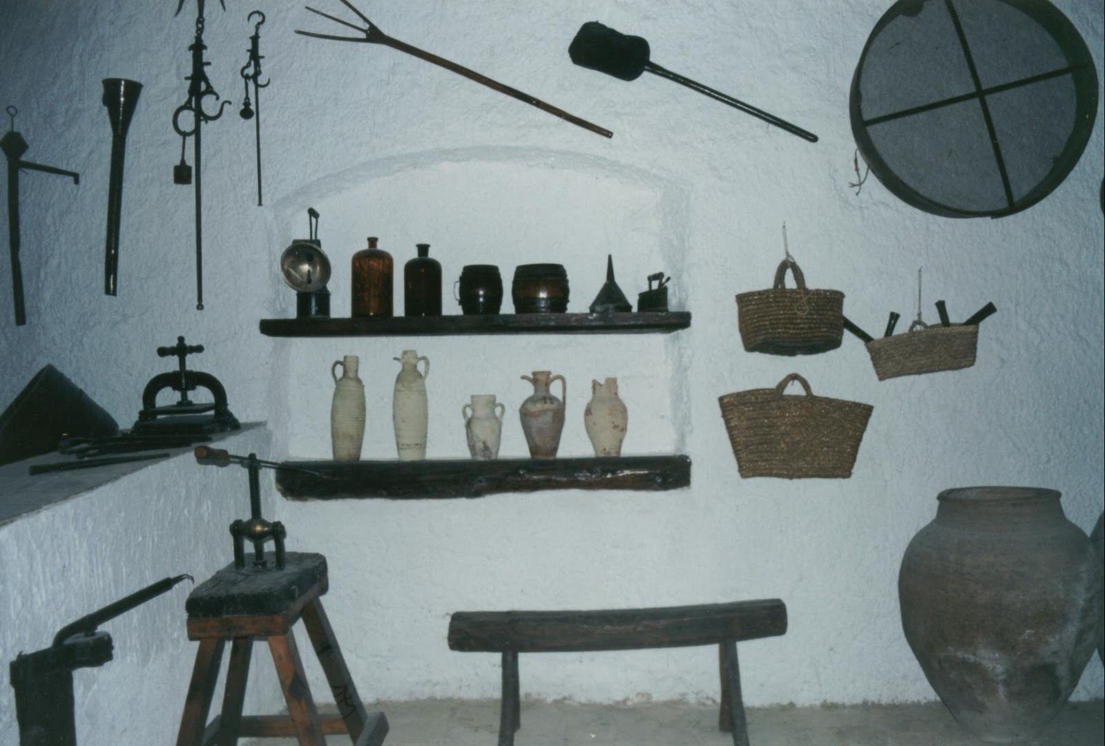 Trapani, una falce sul mare: Bagli storici