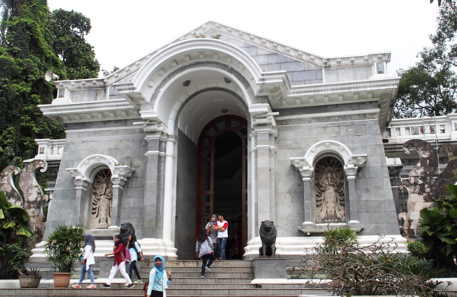 One Day Trip ke Bogor : Kebun Raya Bogor | Uncle Seronok