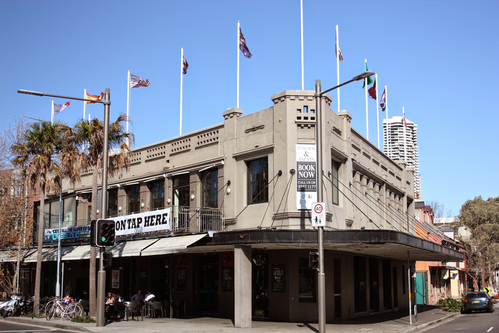 Sydney - City and Suburbs: Woolloomooloo Bay Hotel