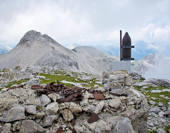 Roads to the Great War: Front Line on Mountaintops: The Krn-Batognica ...