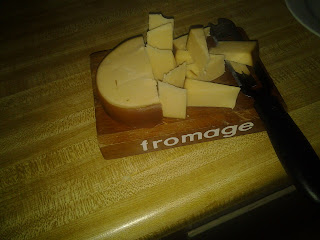 International Cheese Club: 12/19/2012- Dutch Smoked Goudam