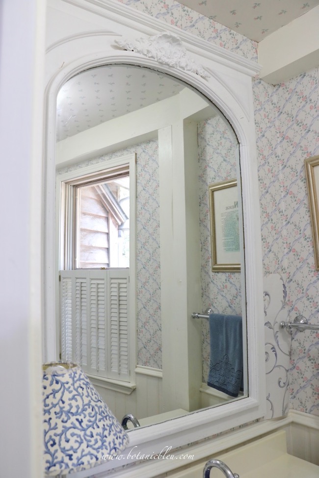 Botanic Bleu: French Country Mirror Makeover