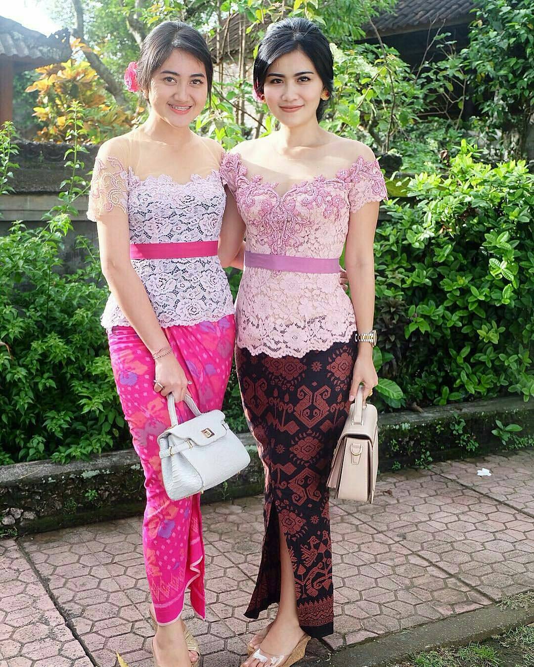 17+ Model Kebaya Modern Simple Terbaru Paling Modis 2019