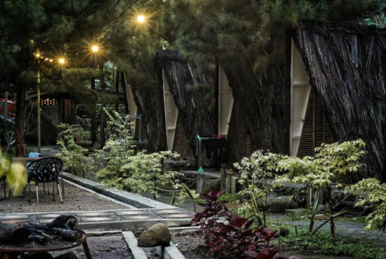 Serunya Villa Mari Pro Sembahe : Pemandian Alam yang Airnya Langsung ...