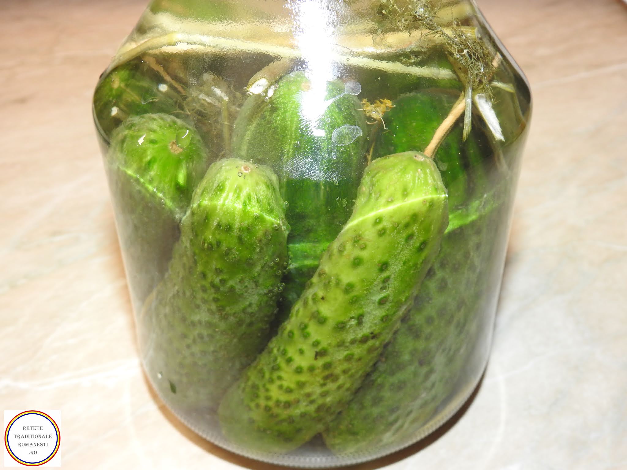 Castraveti murati de vara reteta | Retetetraditionaleromanesti.ro