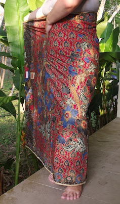 FemaleCreator: How to wear a sarong