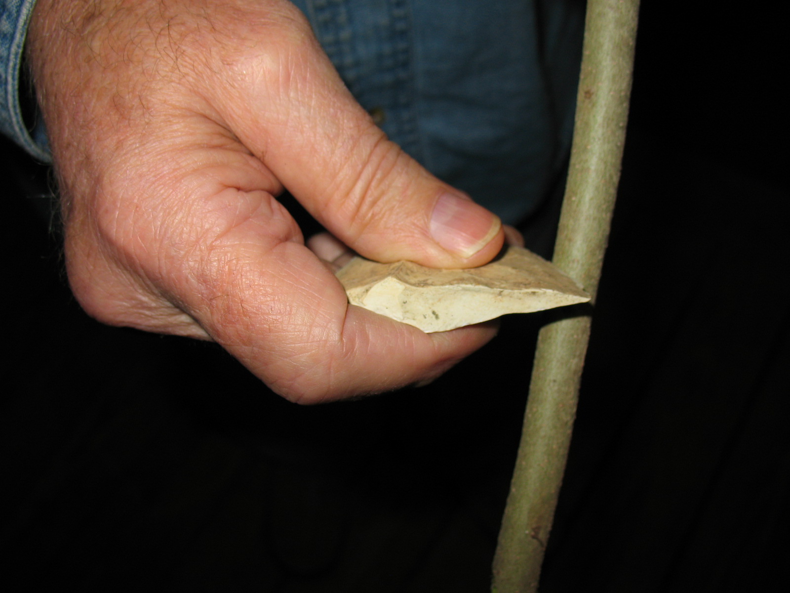 Sensible Survival: How to Make a Flint Scraper