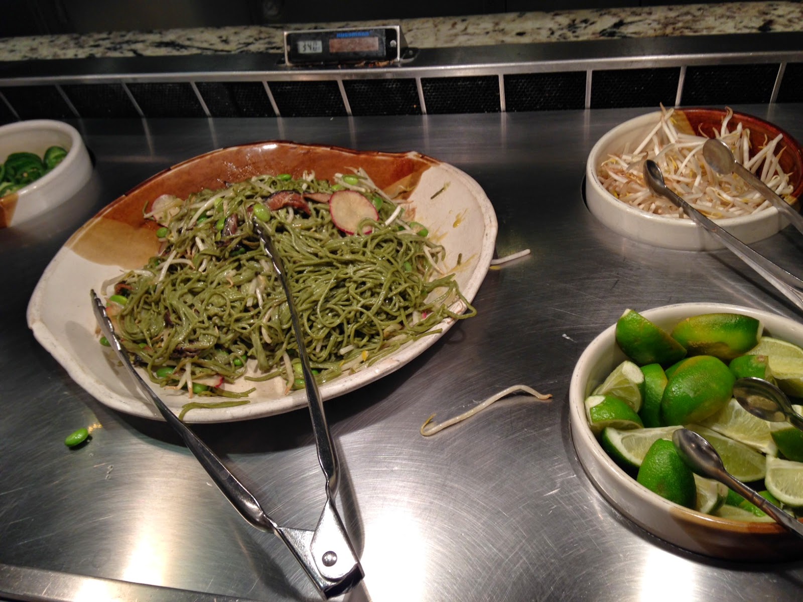 The Pastry Chef's Baking: Restaurant Review: Studio B Buffet at the M ...