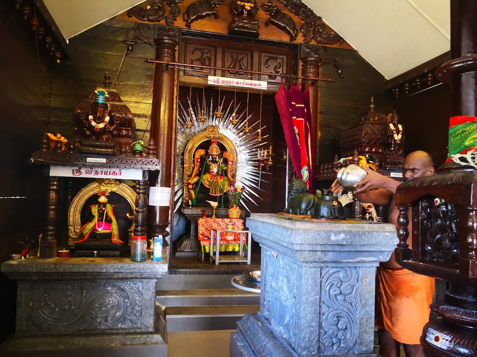 AZLAN RUMADI: HIKING KE KUIL SRI MAHA MARIAMMAN DI GUNUNG MATANG ...