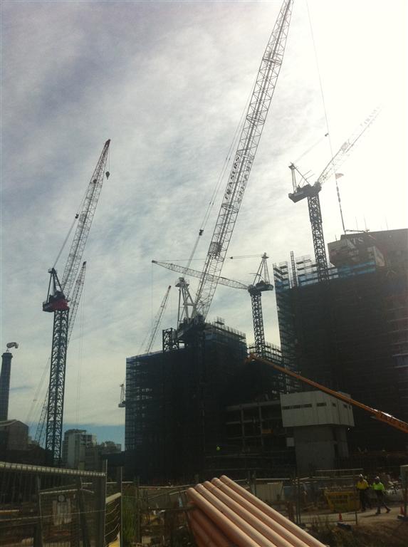 Jentera Hq: Favelle Favco Tower Crane