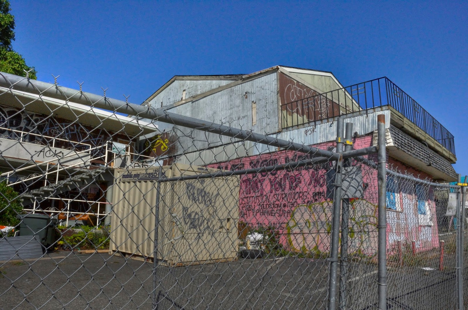 This Life in Ruins: Aurora Motel at 42nd, Seattle
