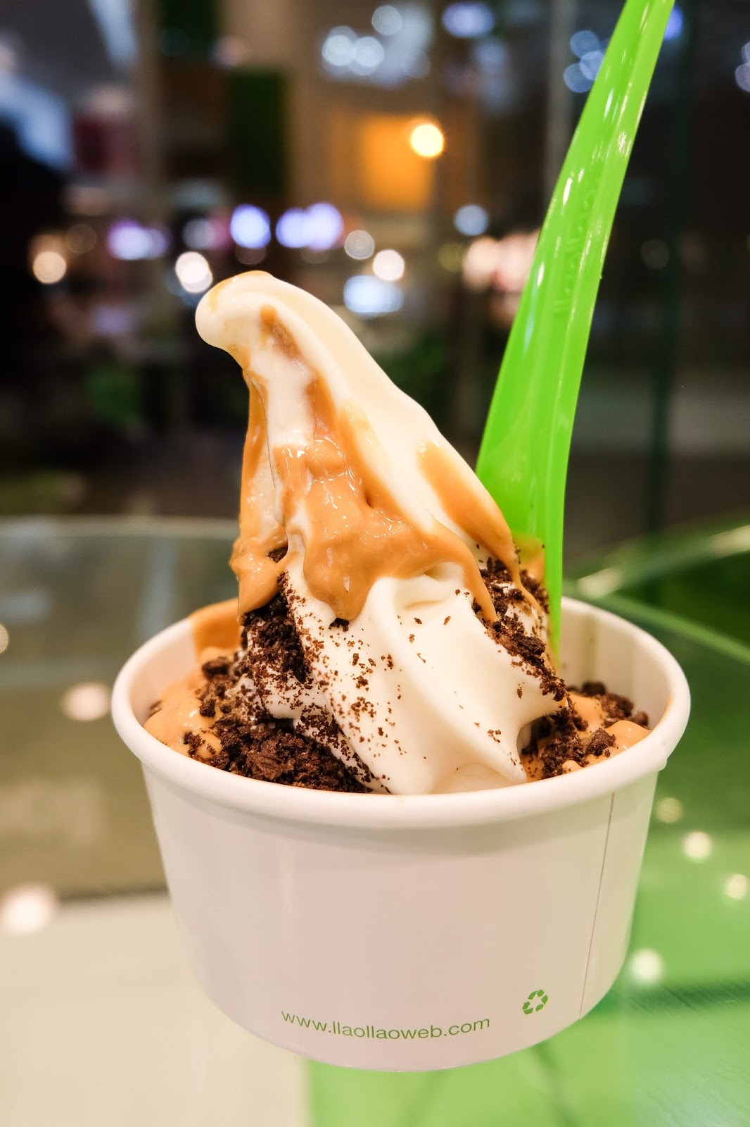 Llaollao Natural Frozen Yogurt: THE BEST FROYO EVER! - The Foodinista