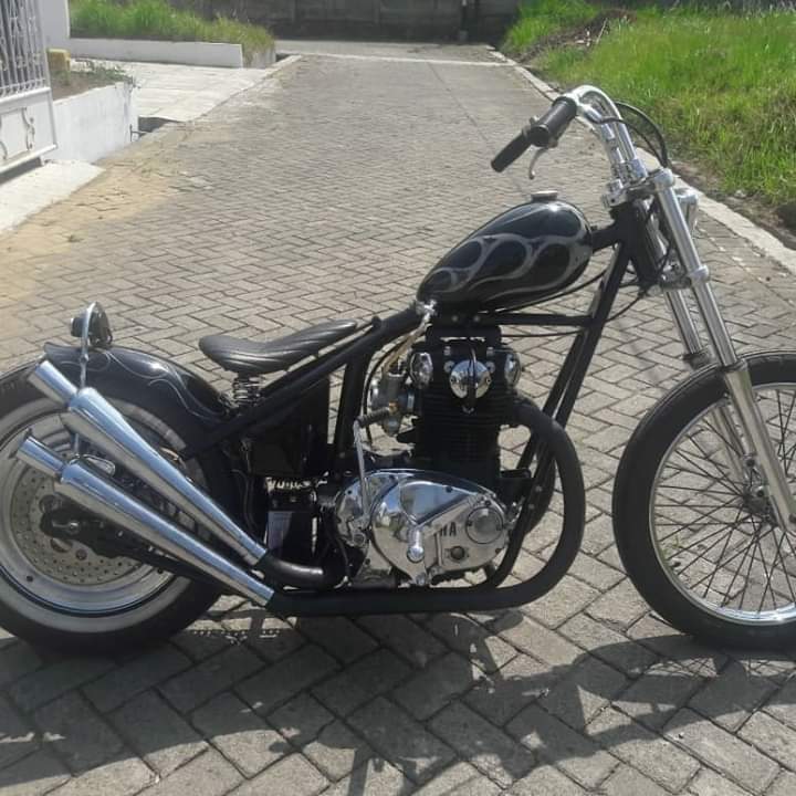 Dijual Kustom Motor Chopper Karena Sakit Pinggang | Otomotif Langka ...