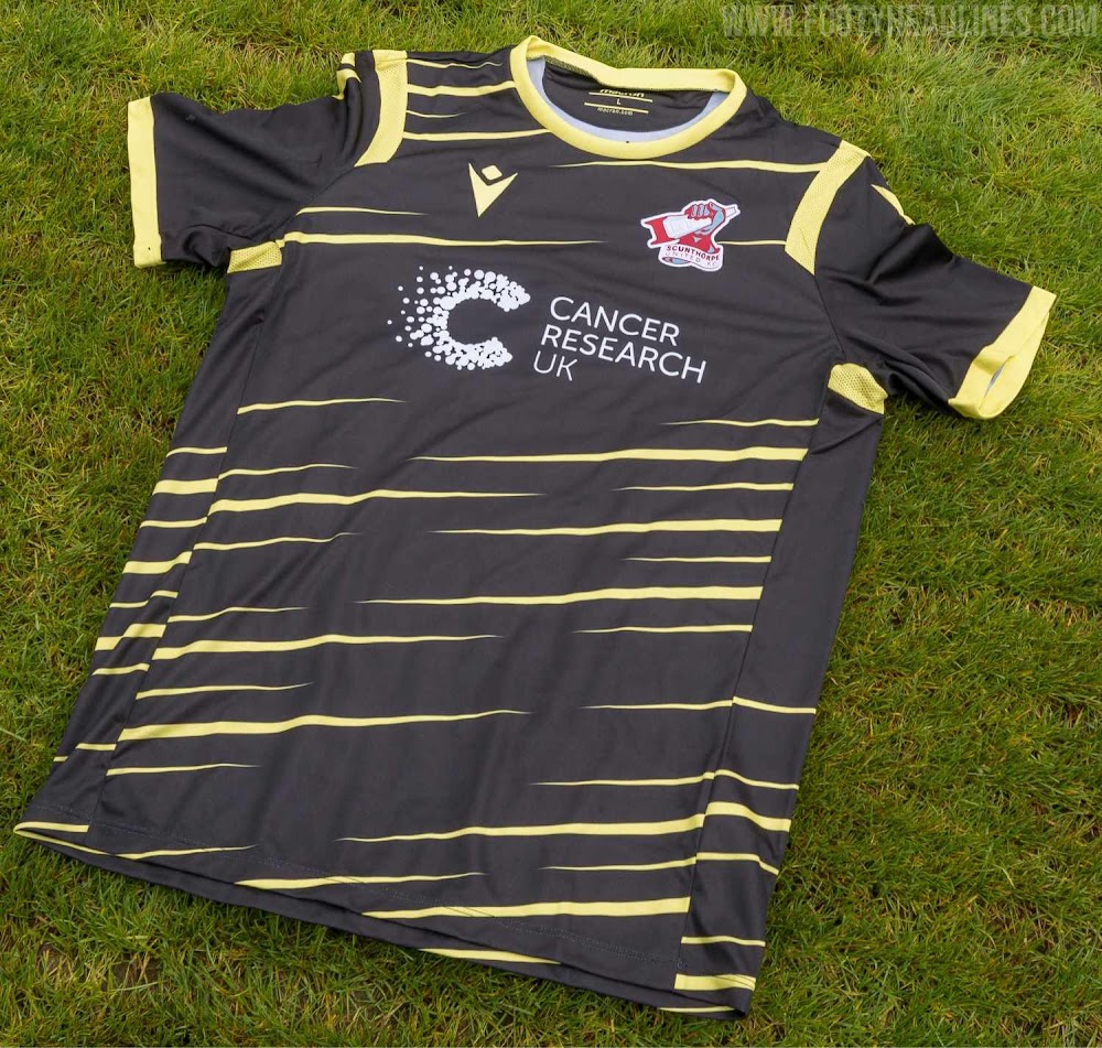 Scunthorpe 21-22 Home & Away Kits Released - Footy Headlines