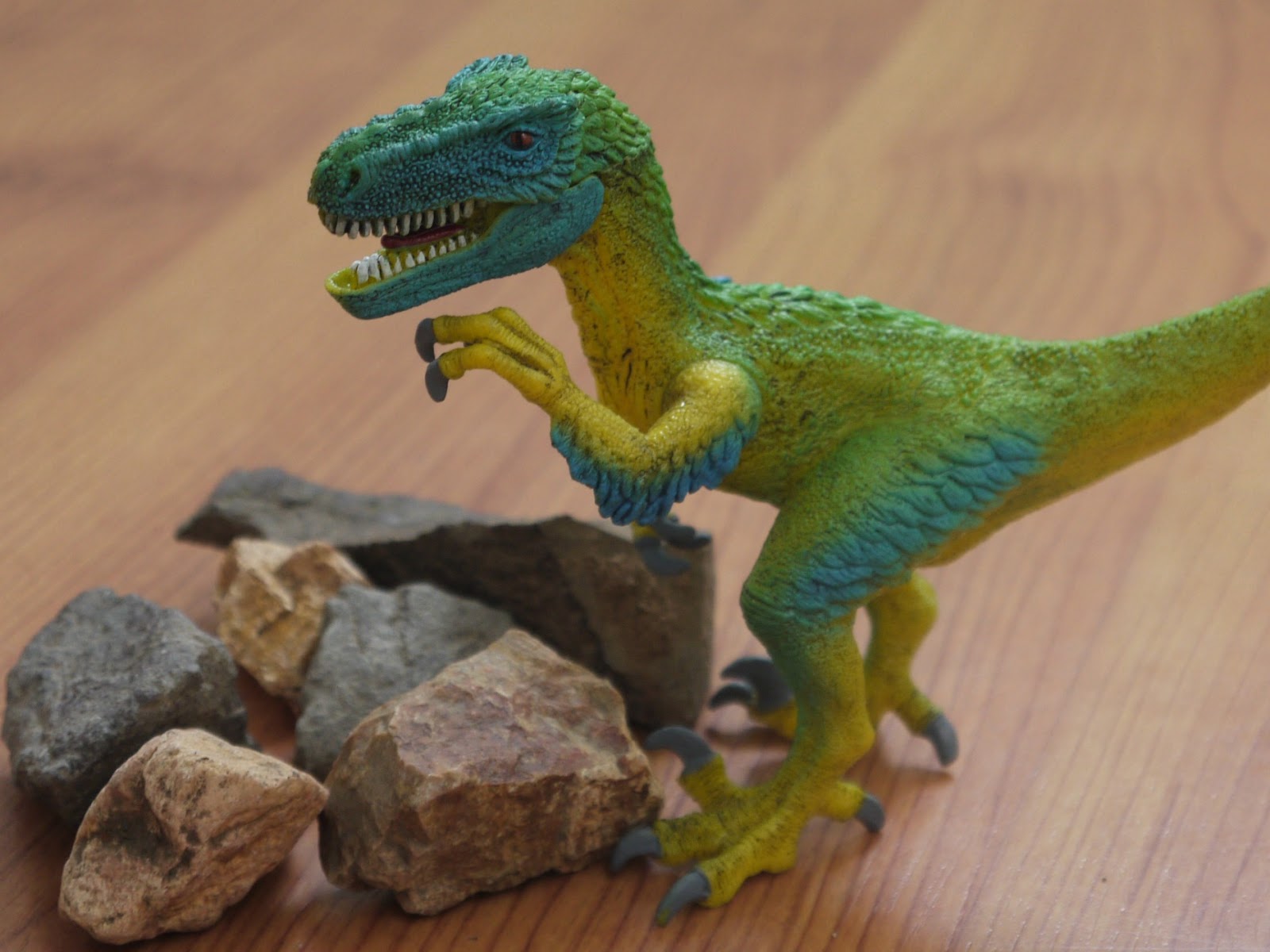 Inside the Wendy House: New Schleich Dinosaurs for 2018