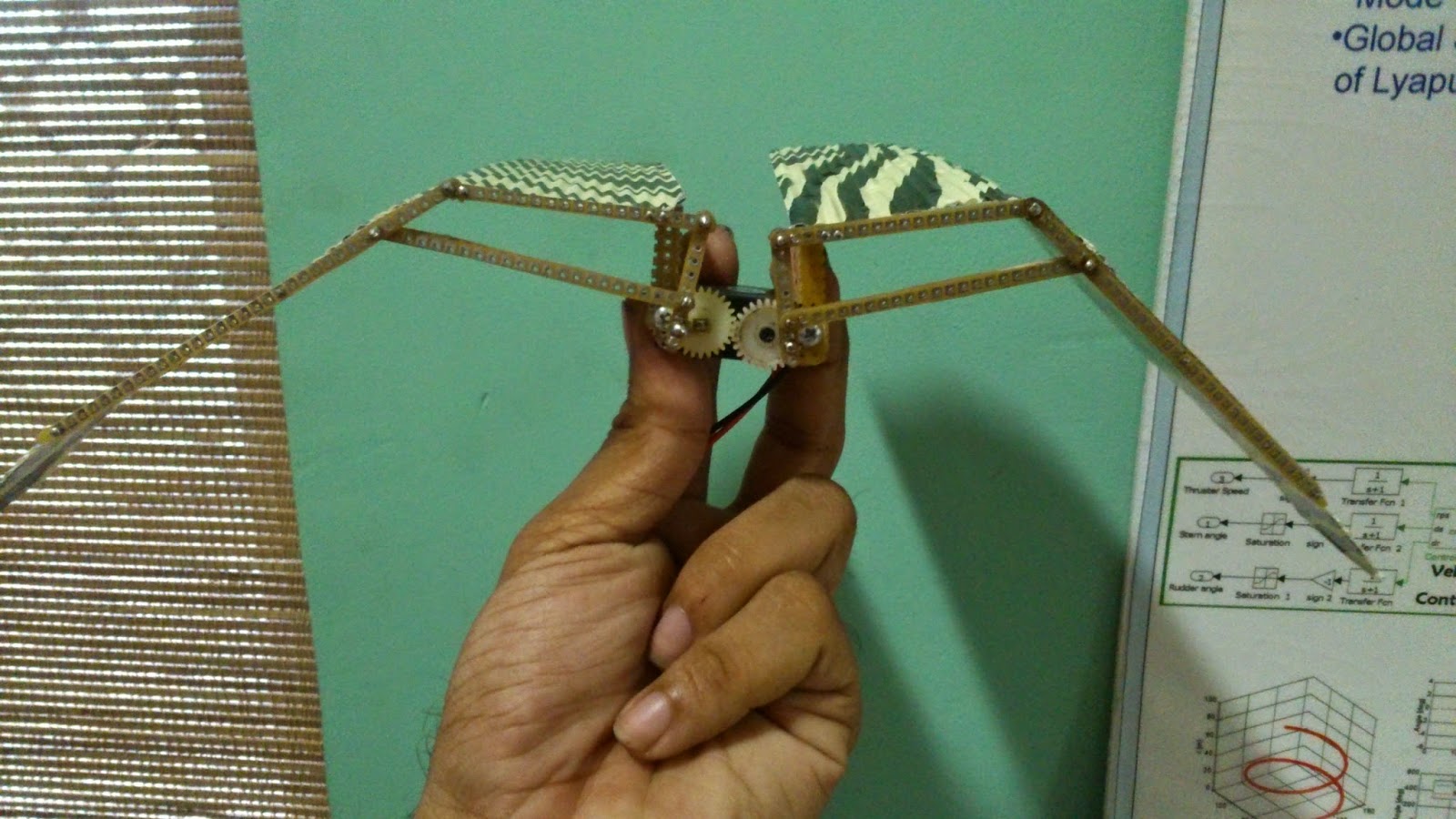 John Pattery: Ornithopter (Robotic Bird)