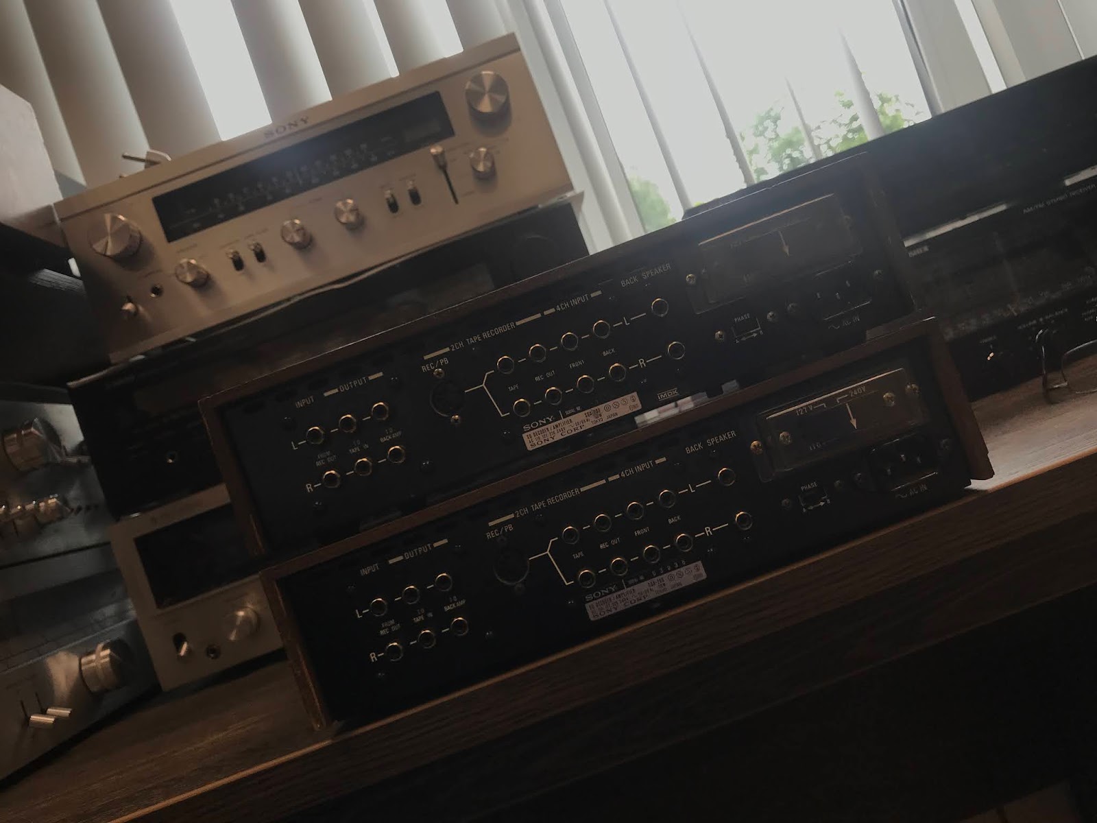 Infrequent Sound [sex.tex] technology: Sony SQA-200 Stereo Quadraphonic ...