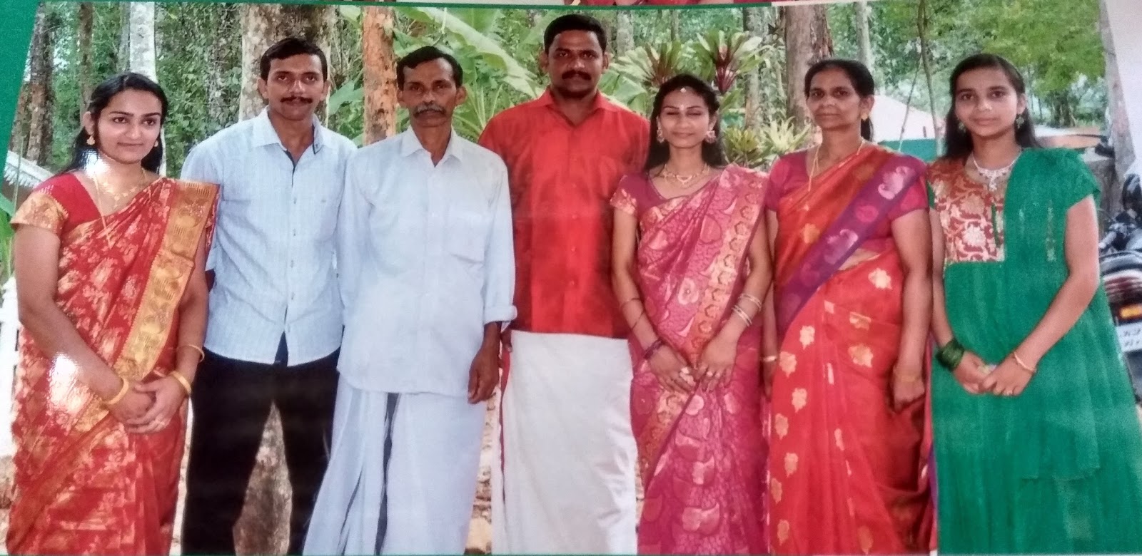 manikombel(Panniyarkooty): Manikombel Family