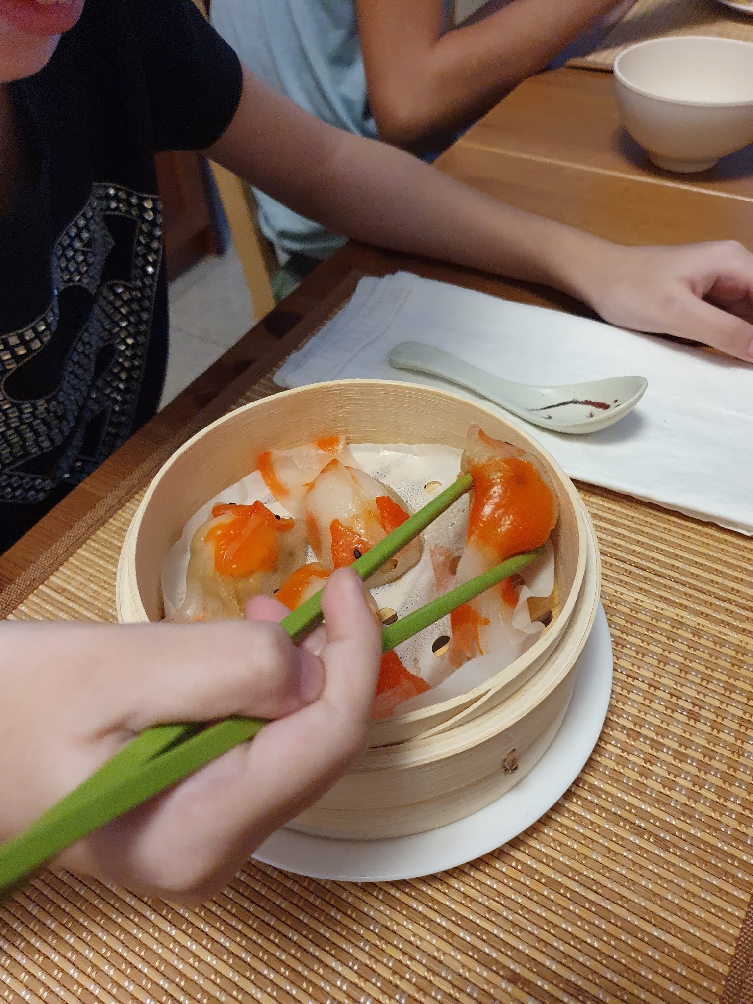 Hani's Kitchen: Koi Fish Crystal Dumplings