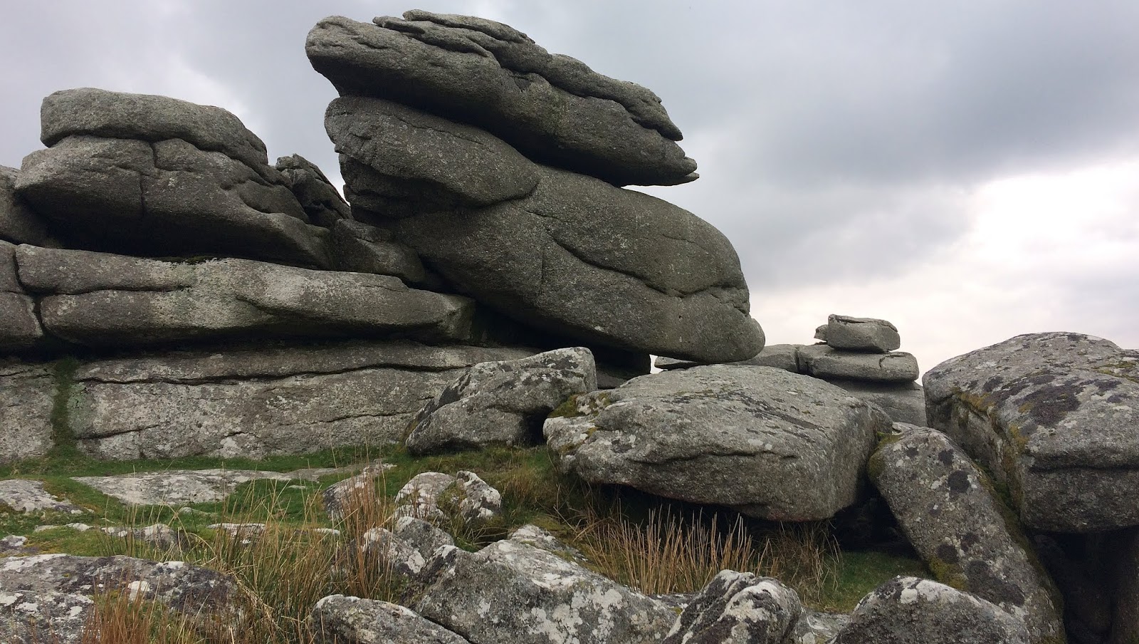 Max Piper - Tor Bagger: Dartmoor: Pew Tor and Heckwood Tor