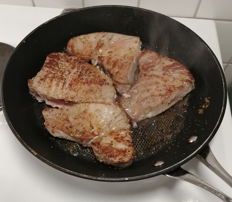 Viinimies.com - Ruoka & Viini: Tonnikala pannulla on tiukkaa tavaraa ja ...