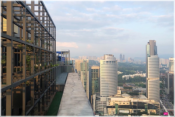 SUPERMENG MALAYA: #URBAN GETAWAY : ANGGUN Residence Serviced Suites KL ...